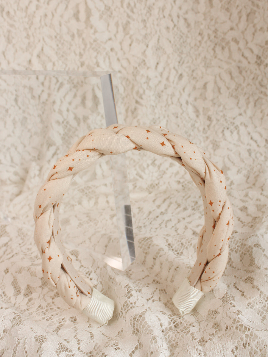 Golden Stardust Classic Braided – JoJo Makes